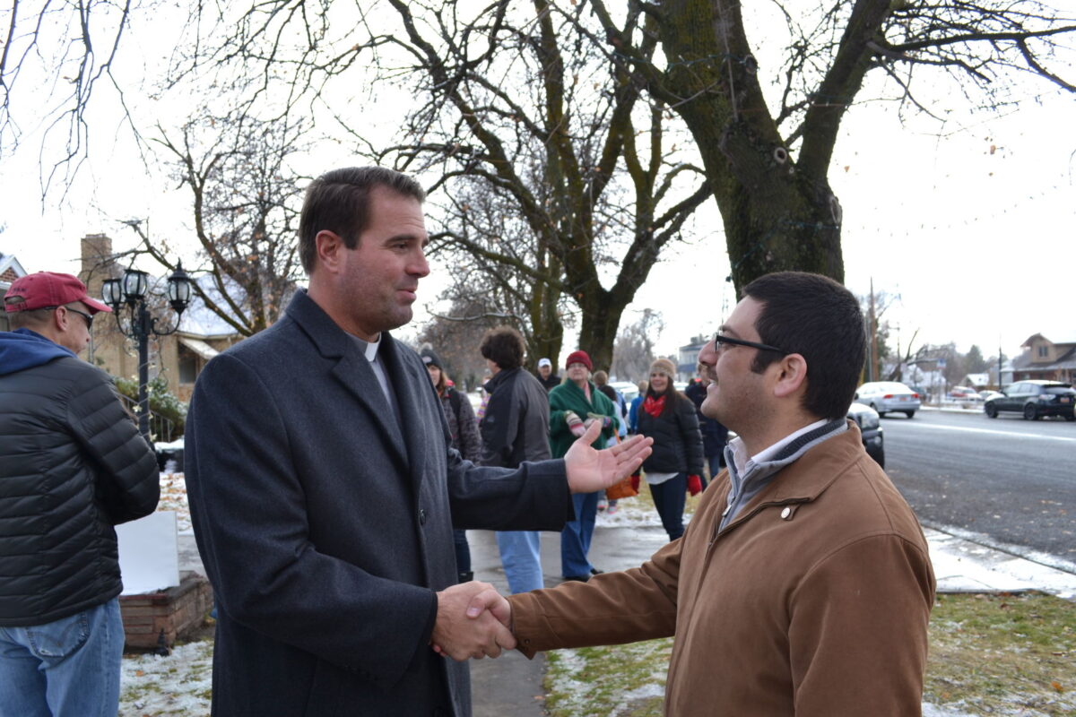 Hundreds rally to support Muslims in Logan | News, Sports, Jobs ...